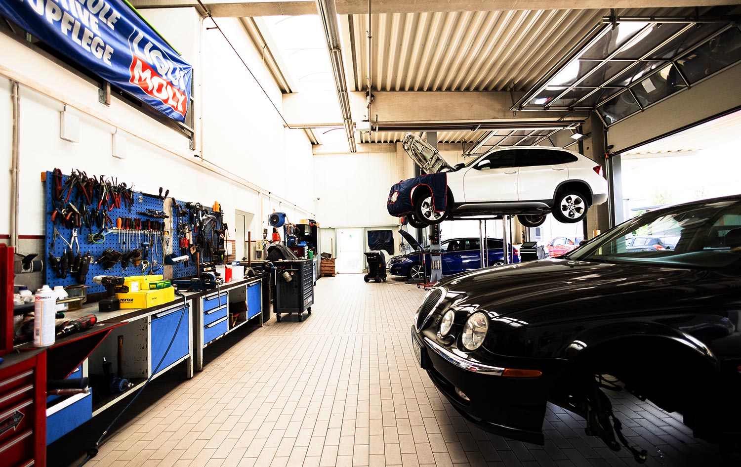 Unsere Werkstatt und Wartungsangebote - Auto Service Jehmiller